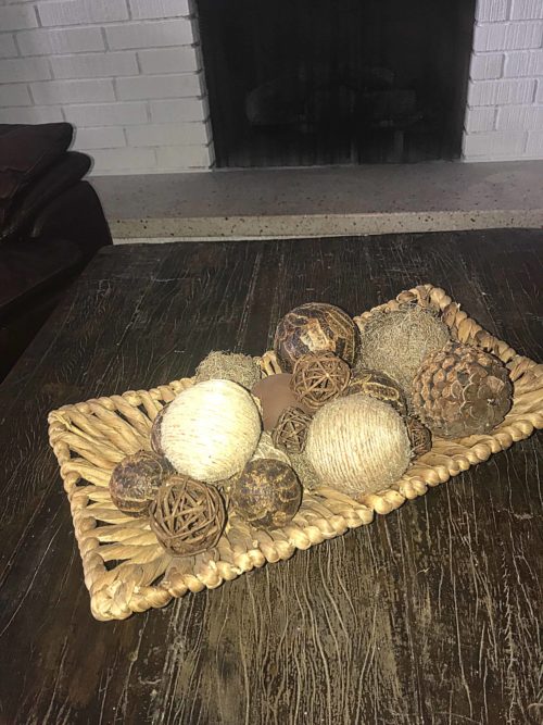 Learn How To Make These Adorable Rustic DIY Decor Balls.