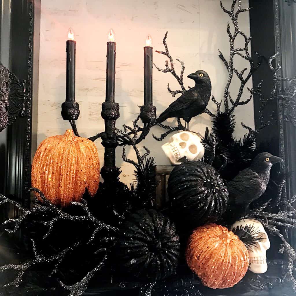 The secret to decorate like Joanna Gaines Fixer Upper Bedrooms.